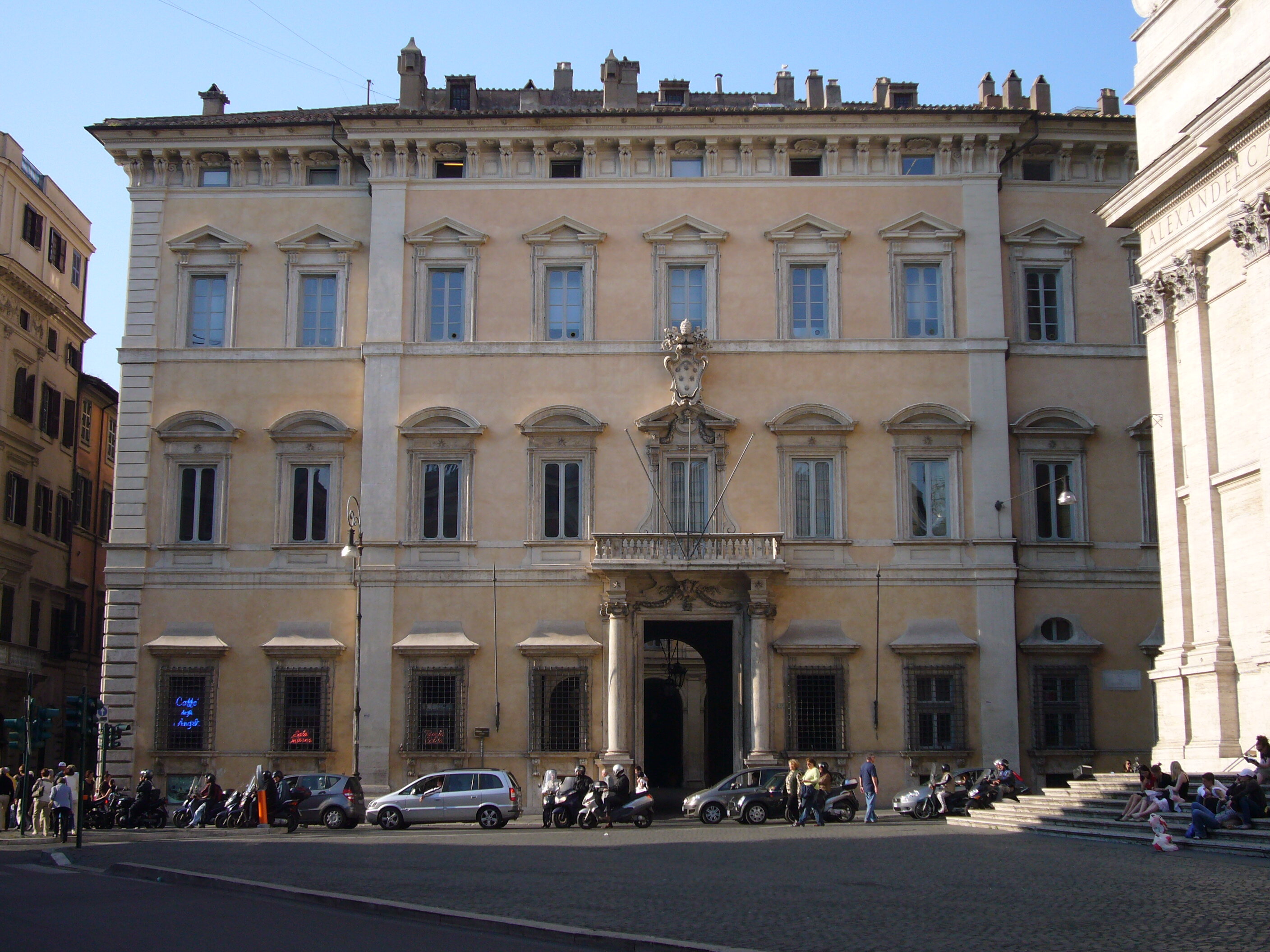 THE HISTORIC AND INCREDIBLE PALAZZO DELLA CANCELLERIA OF ROME