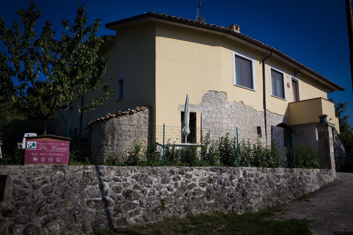 Abruzzo Agriturismo La conca alloggi diffusi pet-friendly nel Parco ...