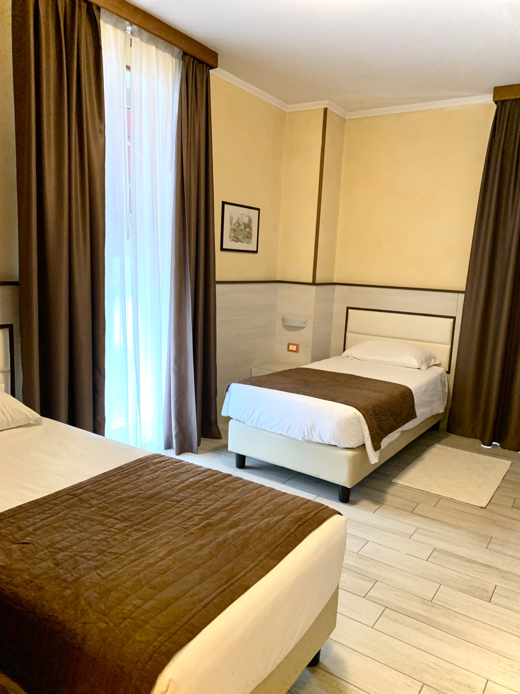 booking - ALBERGO LENOTEL | 3 STELLE SUPERIORE OTTIMO